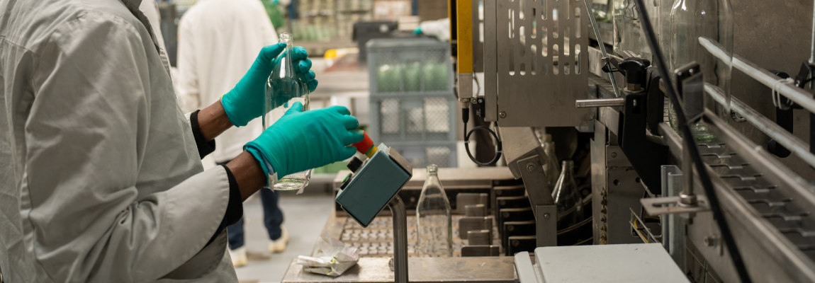 Uzaje : Premier acteur industriel de lavage de contenants certifié ISO 22 000 et ISO 9001 pour l ...